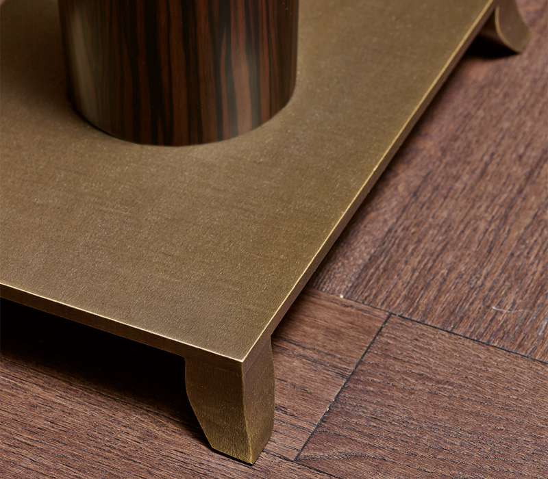 Promemoria | Pia: LED Table Lamp in Ebony