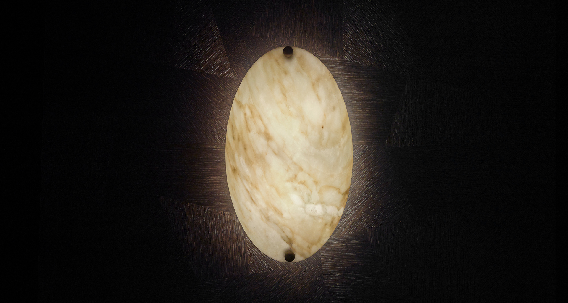 Màni wall light: a marble moon | Promemoria