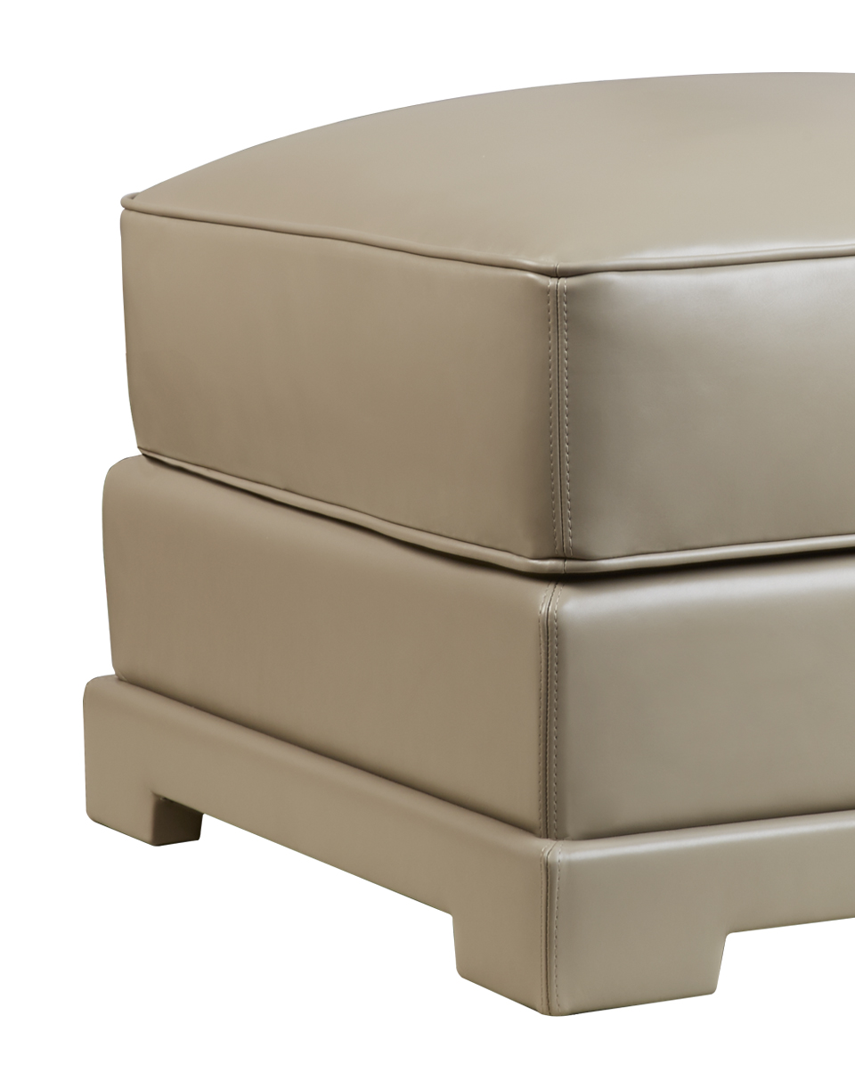 Promemoria | Wanda: Beechwood Pouf