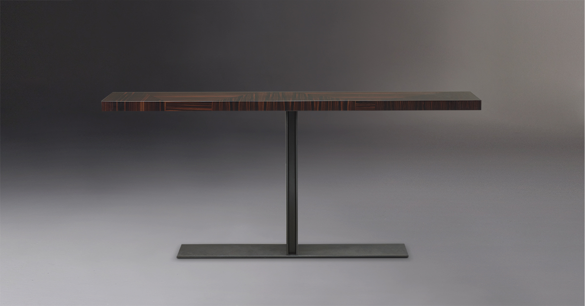 Manfred: Console in Wood and Bronzed Metal | Promemoria